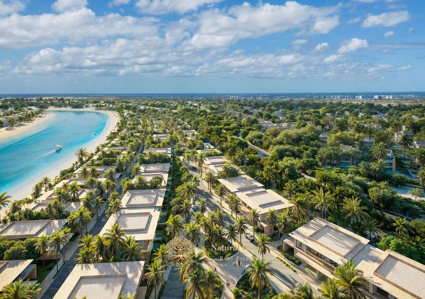 "The View" Townhouse: 4 bedrooms, direct sea view, and a price that ...