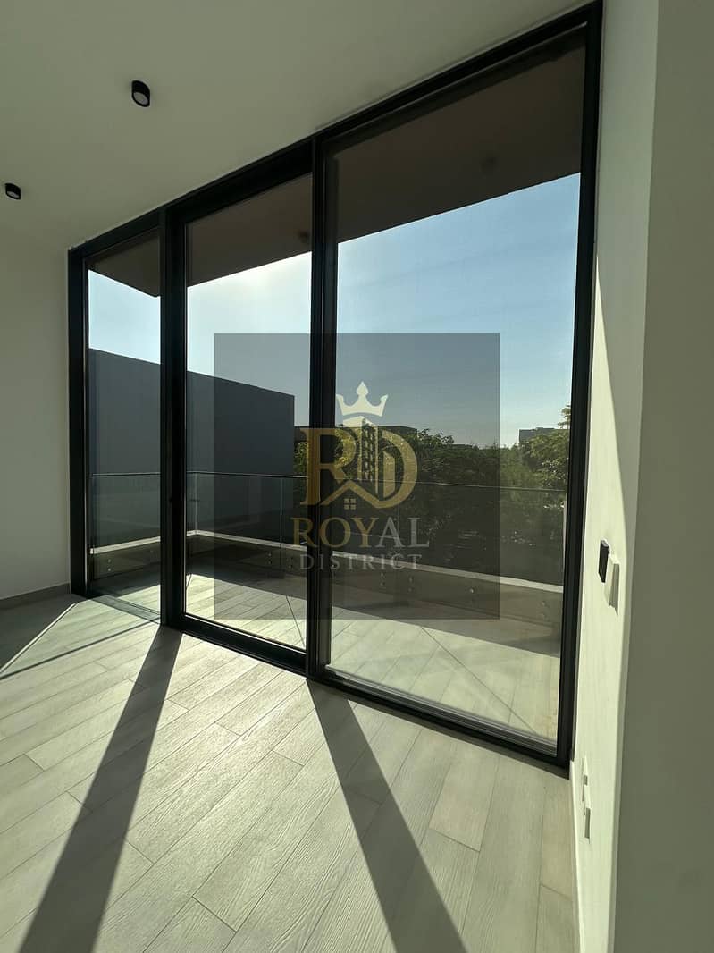 Luxury 4-Bedroom Villa with Swimming Pool + Majlis & Maid’s Room ...