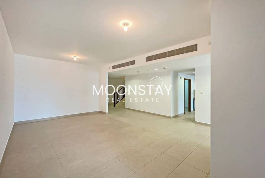 Elegant TH | Full Sea View | Beach Access | Bayut.com