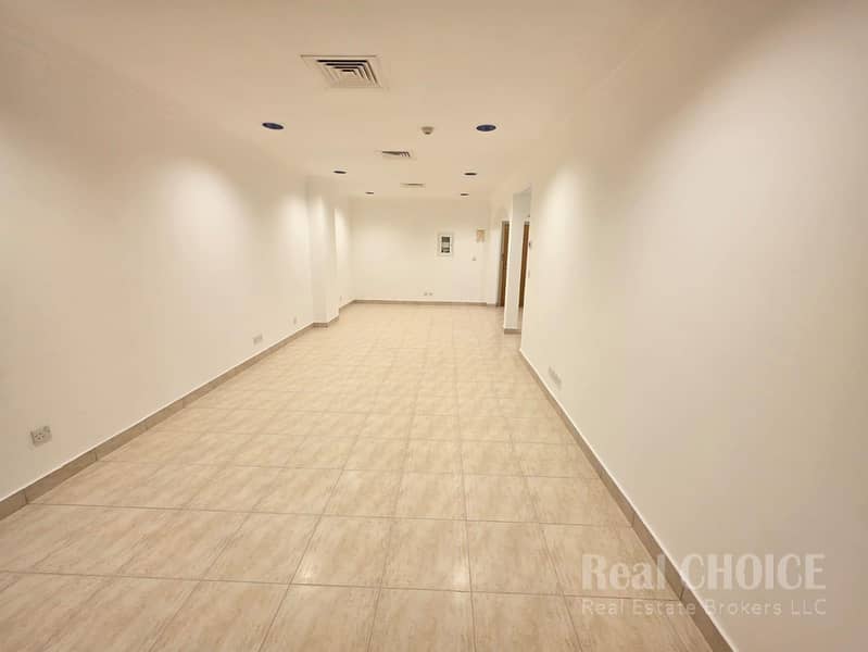Spacious 3-BR Apartment | Prime Deira Location | Bayut.com