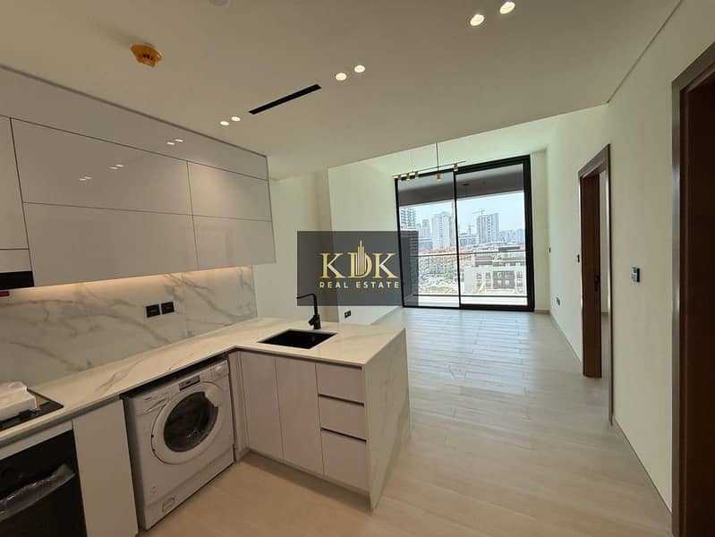 Pool View | Unfurnished 1 BHK | Prime Location | Bayut.com