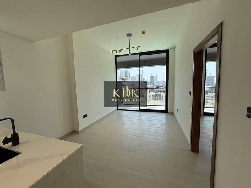 Pool View | Unfurnished 1 BHK | Prime Location | Bayut.com