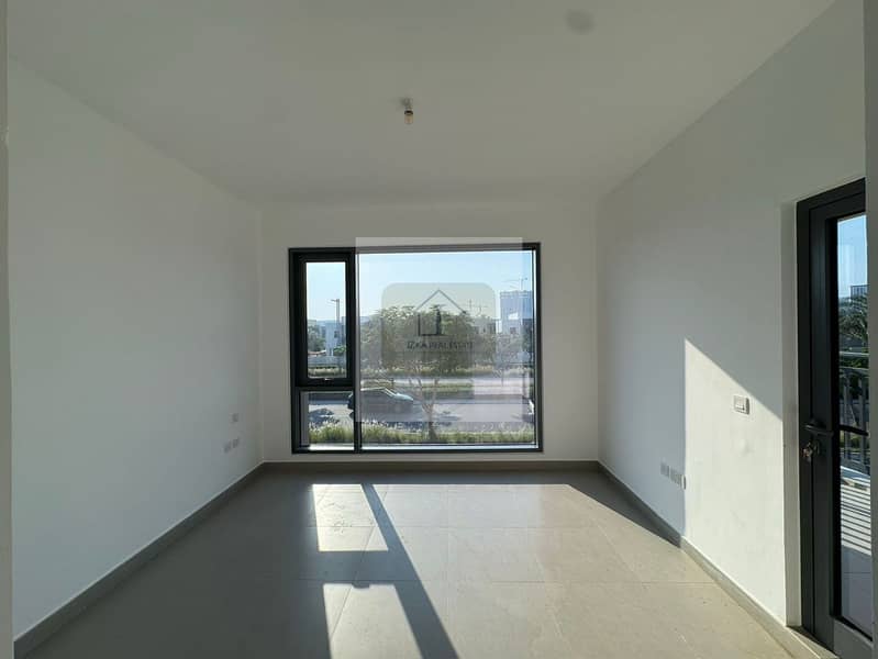 Close to Pool | Park End | Corner Unit | Bayut.com