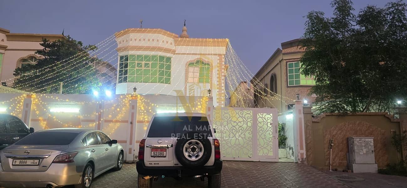 A stunning villa for sale in Ajman, Al Rawda 2 area, near Shurooq Mall ...