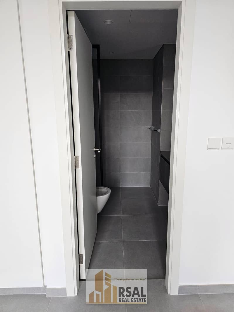 Spacious 1-Bedroom Apartment with Huge Balcony in Tiraz, Aljada – AED ...