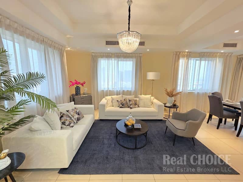 Spacious 2-Bedroom | Prime Location | Furnished | Bayut.com