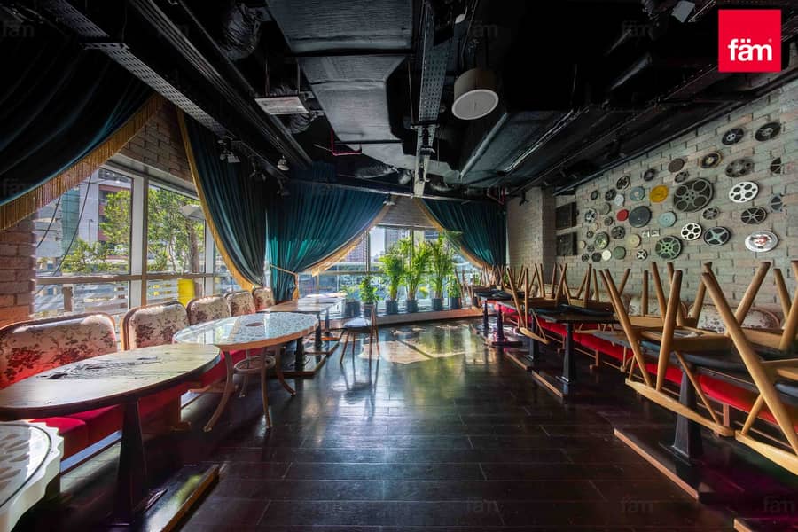 Alcohol and shisha is permitted / 2 side terrace | Bayut.com