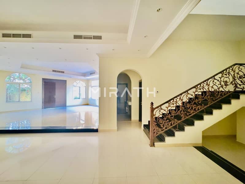 Well Maintained Huge Villa With private Garden | Bayut.com