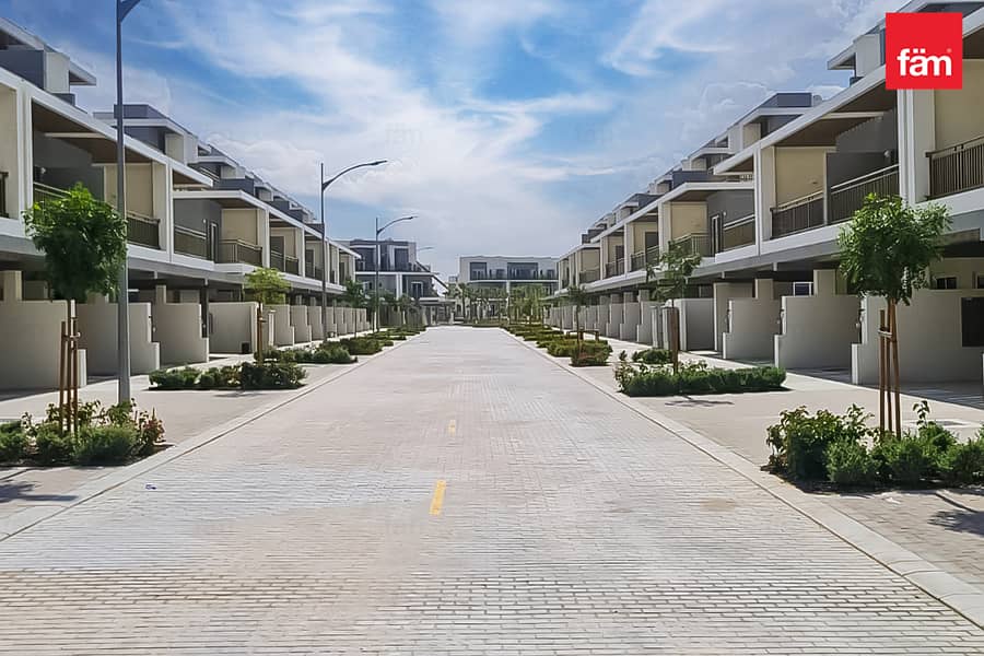 Brand New | rerady to move | Vaastu Compliant | Bayut.com