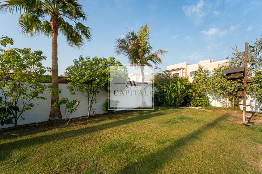 Big Corner Plot | Rented | Tear Down Project | Bayut.com