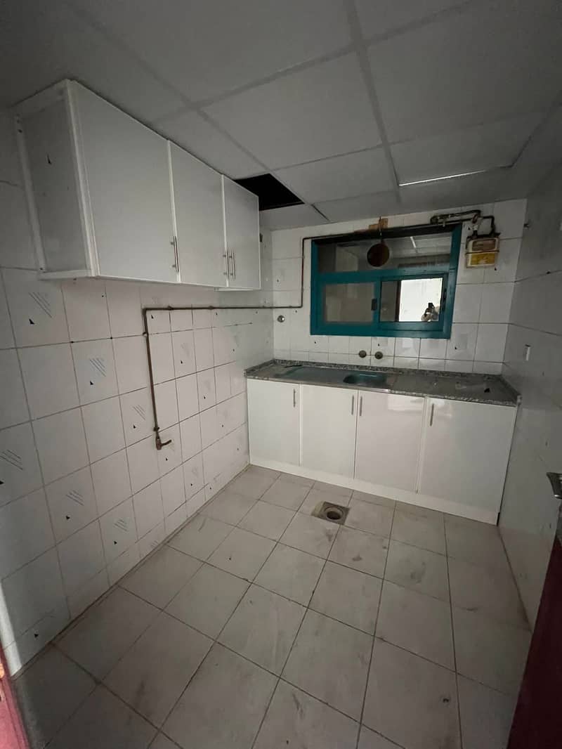 24-hour CCTV surveillance Family-friendly tower Free outdoor parking ...