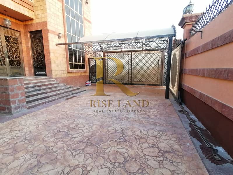 Private Entrance !! 5 Master Bedroom Villa !! Separate Majlis !! Maid ...