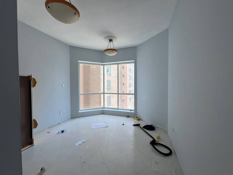 Master room hall / free AC / free gas / open view / wide spaces / prime ...