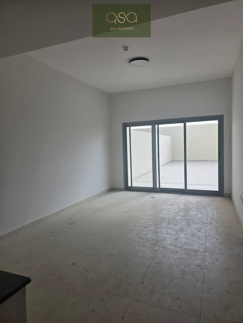 PODIUM APARTMENT IN JUST 354K IN NEW BUILDING ***HOT DEAL*** | Bayut.com