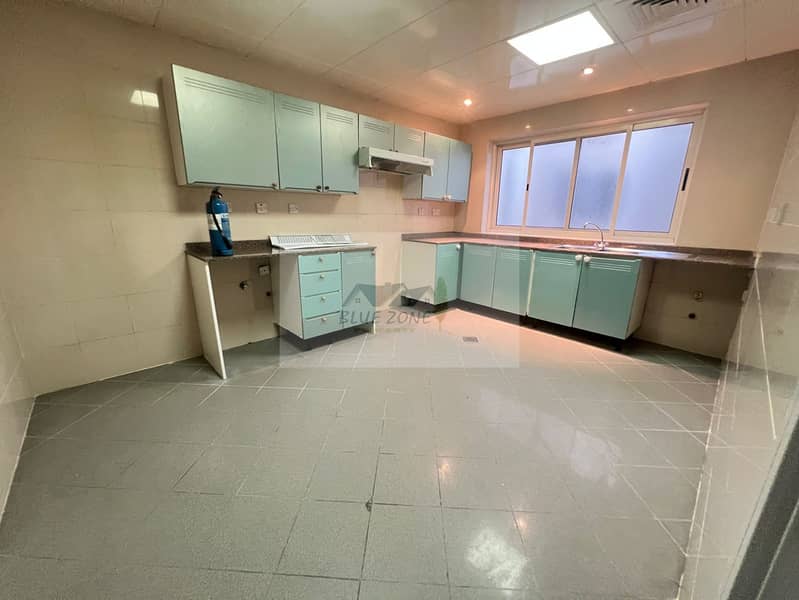 1BHK FOR FAMILY WITH CHILLER FREE ONE PARKING FREE CLOSE KITCHEN HUGE ...