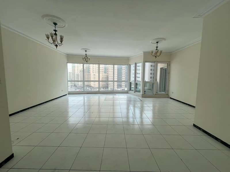Free AC, open view with balcony, central gas, spacious layout, family ...