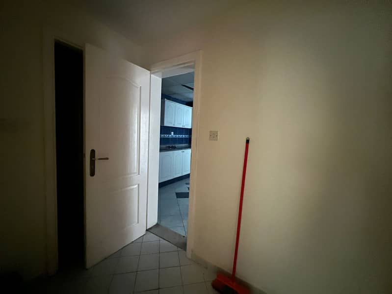 Free AC, balcony with view, central gas, maid room, spacious layout ...