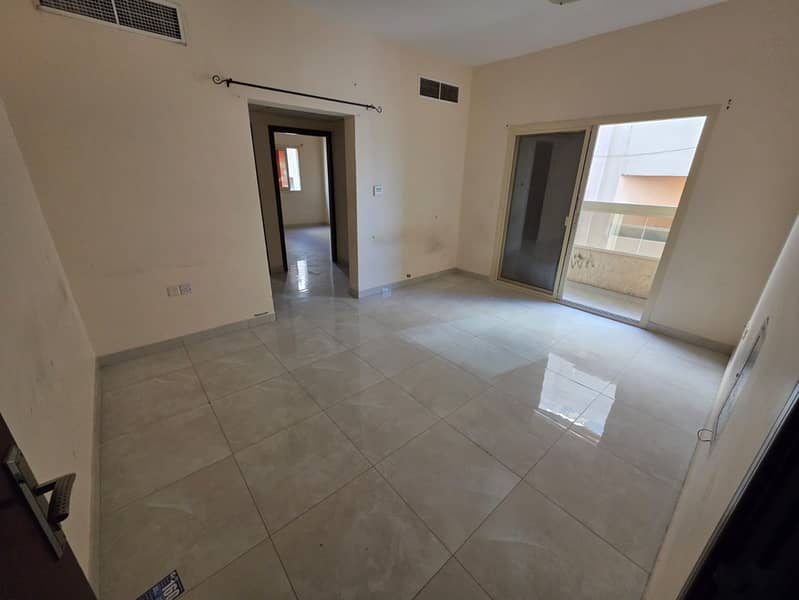 One bedroom and living room, central air conditioning, large area ...