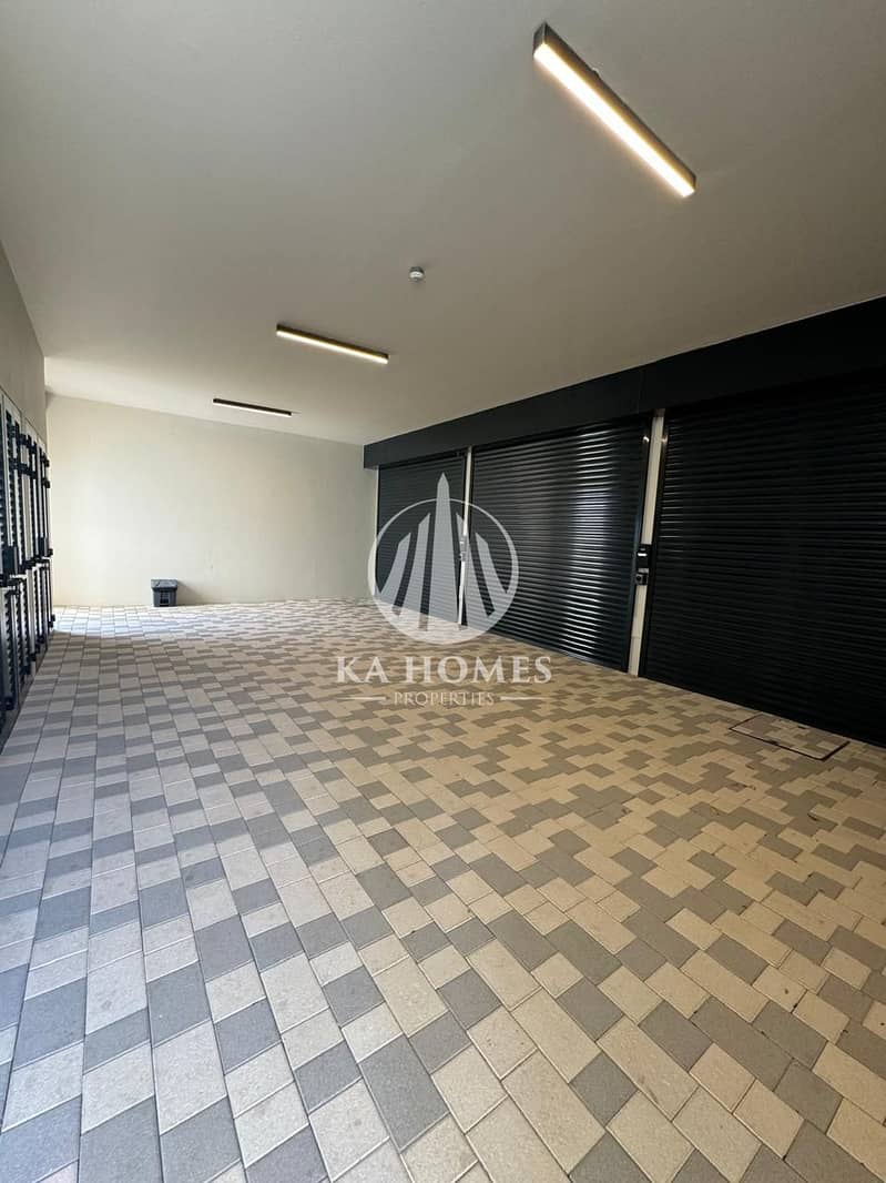 Own a luxury villa in a strategic location on the border of Dubai ...