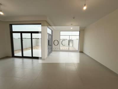 The Pulse Beachfront 3 BR Villa with Private Pool | Bayut.com