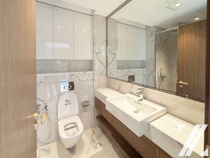 Brand New I Corner Unit I Best Lay-out | Bayut.com