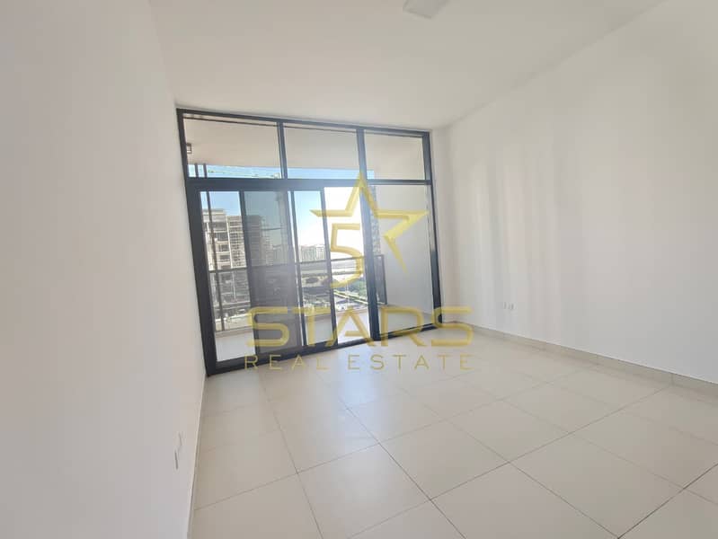 Vacant & Ready To Move | Premium Amenities | Smart Layout | Bayut.com