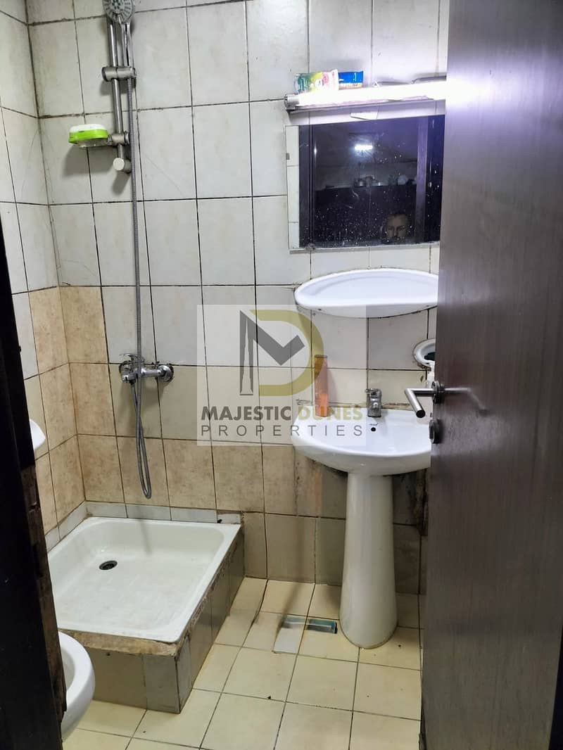 Genuine Listing | 1 Bedroom | With Balcony | Rented | Roundabout ...