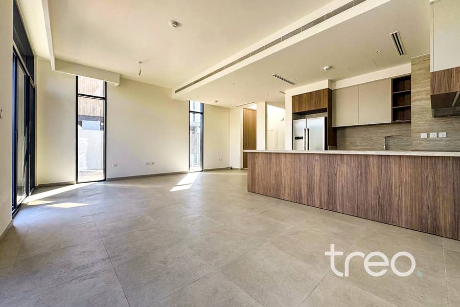 Big Garden | Corner Plot | Brand New | Bayut.com