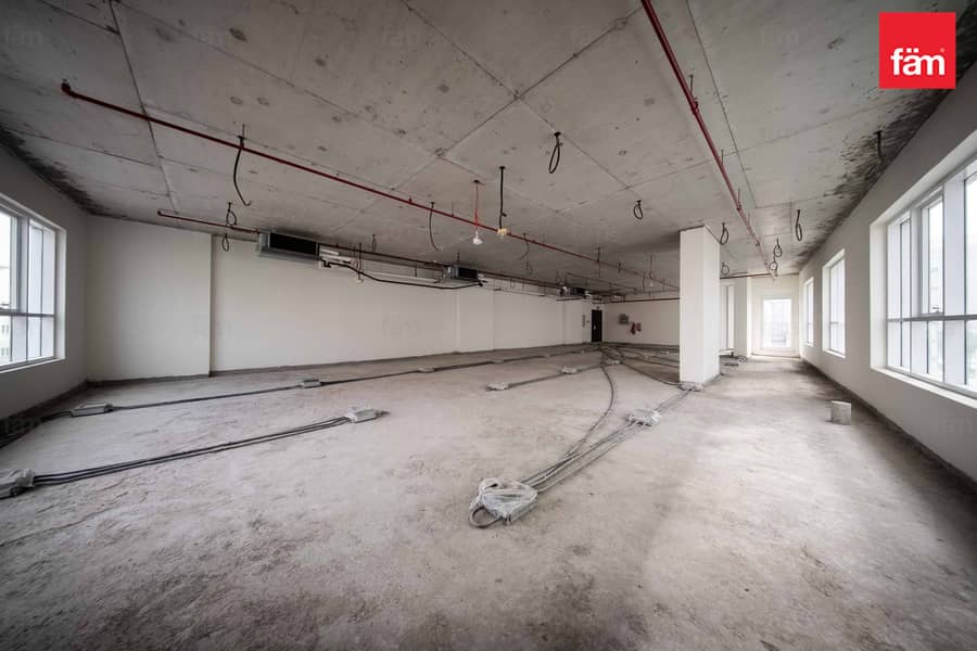 Dda License | Vacant| Near Metro| Community Expert | Bayut.com