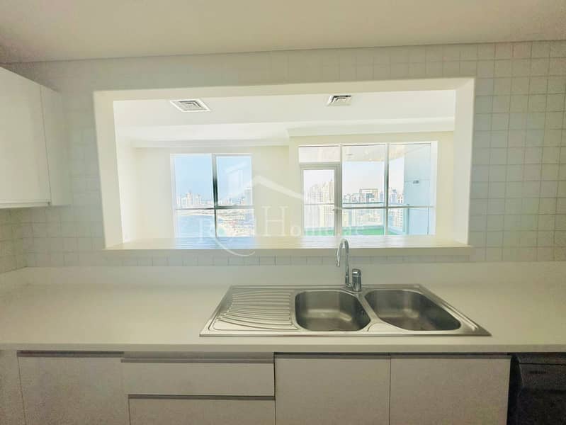 Stunning Apartment | Maids Room | Spacious Layout | Bayut.com