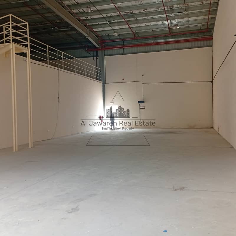 Warehouse for rent, 4015 sq ft, 27 kW electricity, on the main road ...