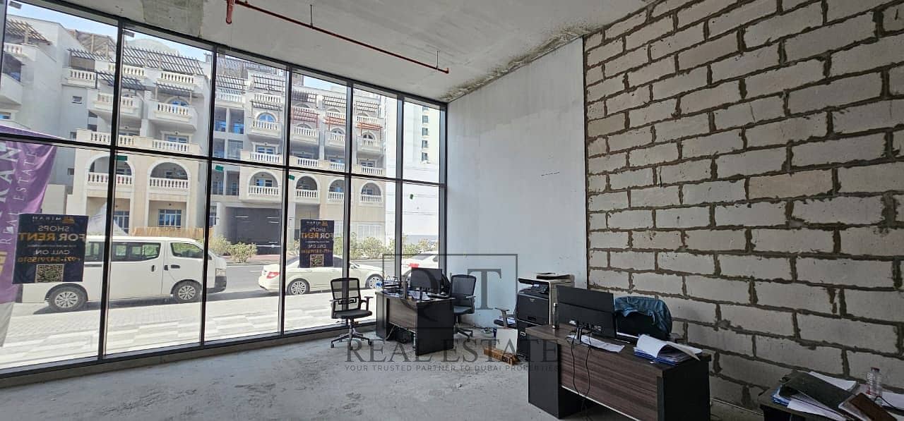 PRIME RETAIL SPACE FOR LEASE | BRAND NEW | JVC | Bayut.com