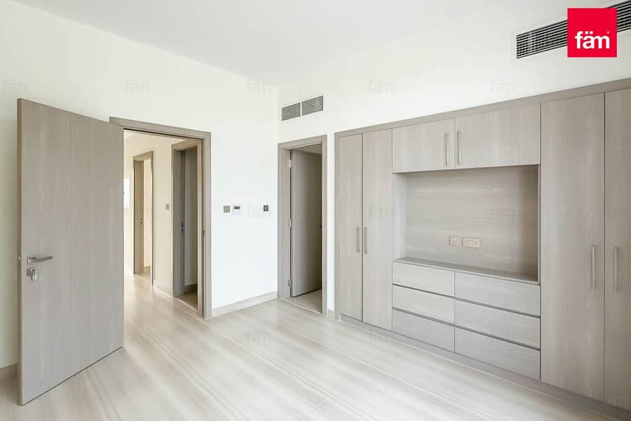 Single Row | Brand New | Facing Park | Bayut.com