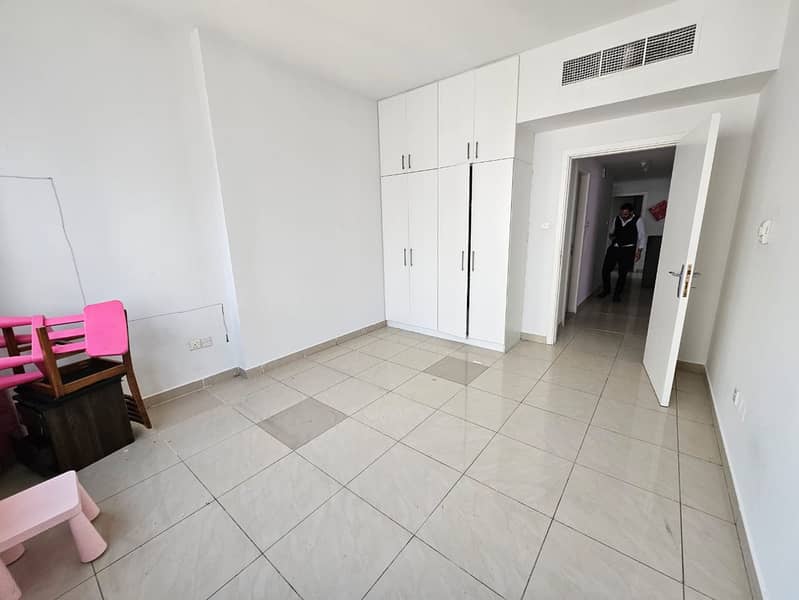 3 bedrooms and a living room in Al Majaz 3 - Annual rent - Free air ...