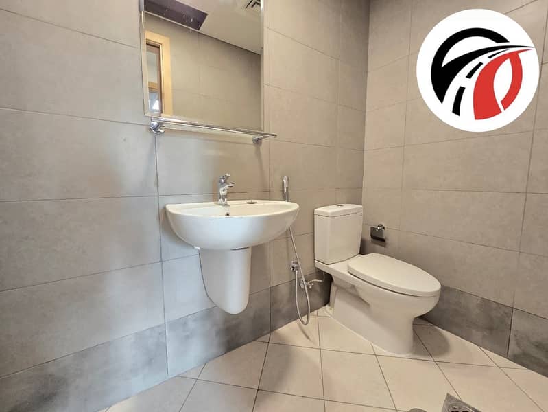 Very Next To Mulla Plaza | Prime Location | 2Bhk Available For Rent ...