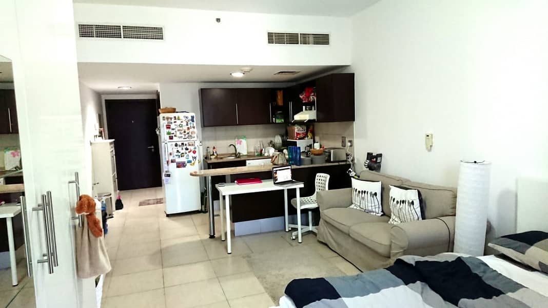 Stunning Studio | Arch Tower, JLT | Balcony & Park View | G Cluster ...