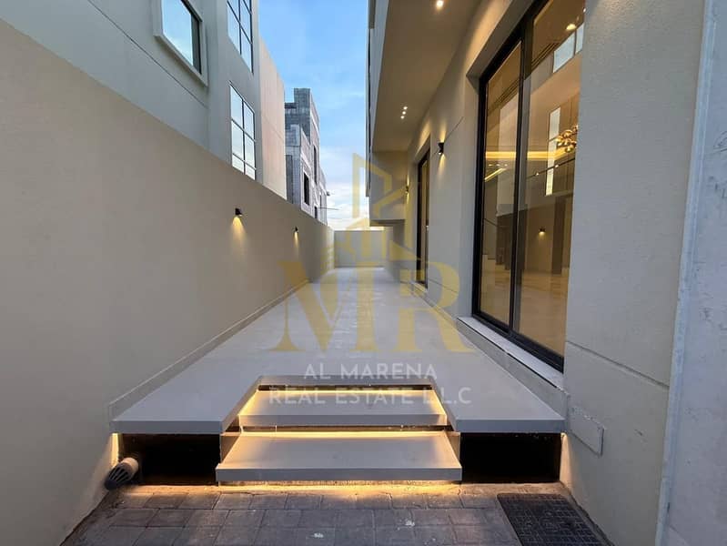 Luxury Villa for Sale on Sikka Plot | Hotel-Style Finishes | 5 Bedrooms ...