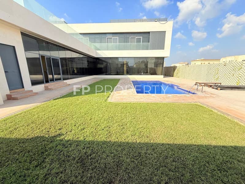 Luxurious |Amazing Layout |With Private Pool | Bayut.com
