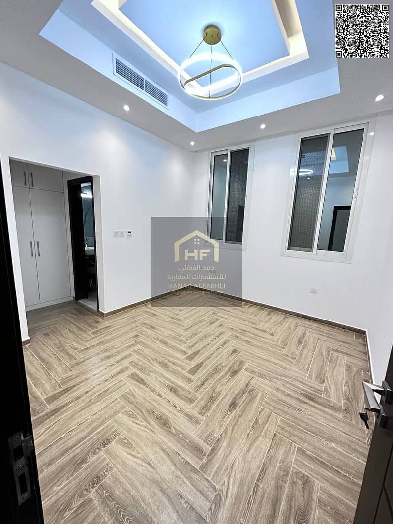 Villa for sale in Al Yasmin The villa consists of 8 rooms, including a ...