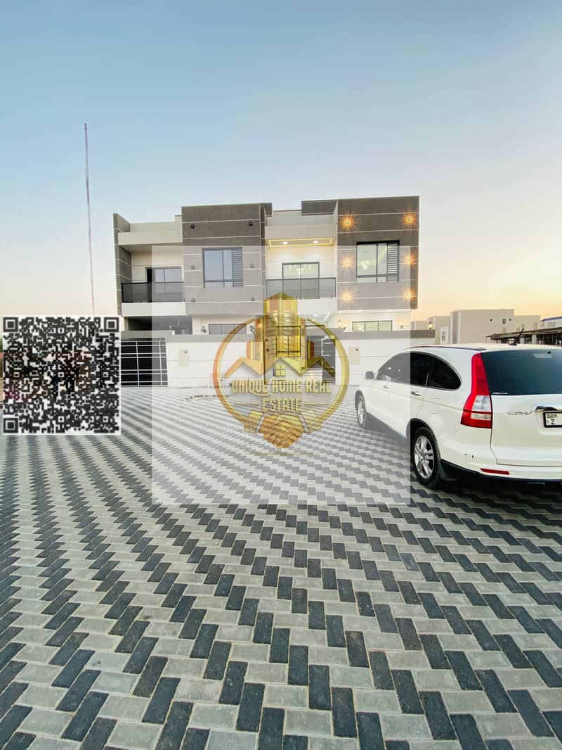 Palatial 5BR Townhouse in Helio 1 | Massive Setback & Private Roof ...