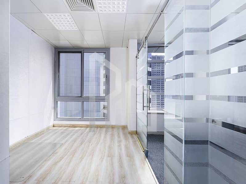 Fitted with Partitions | Wet Pantry | High Floor | Bayut.com