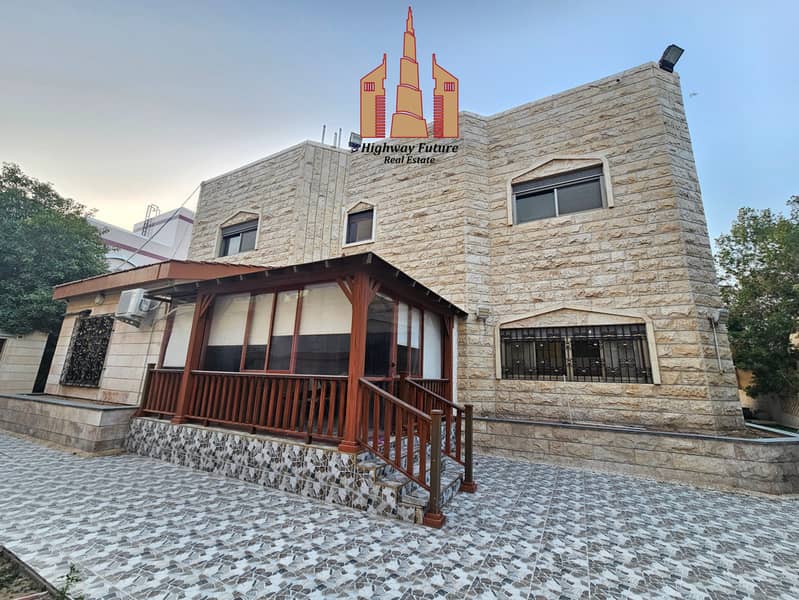 5 Bed room Villa for sale 2 Hall 1 Majlis Maids room wachman room store ...