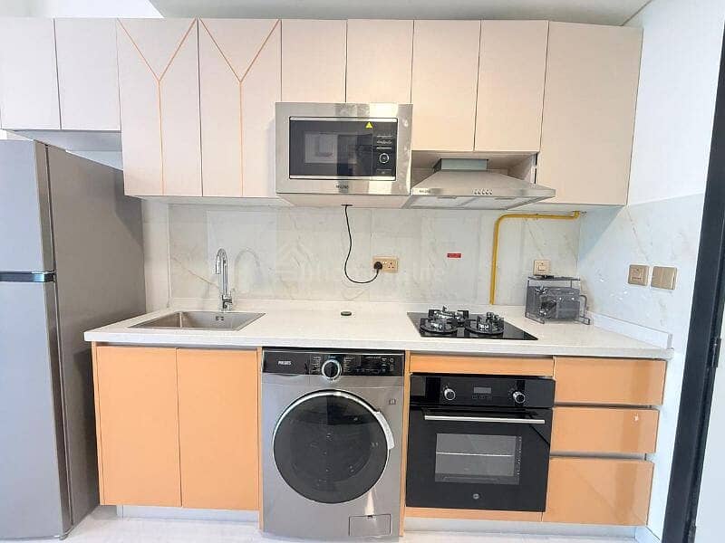 Mid Floor Studio for Rent | Community View | Bayut.com
