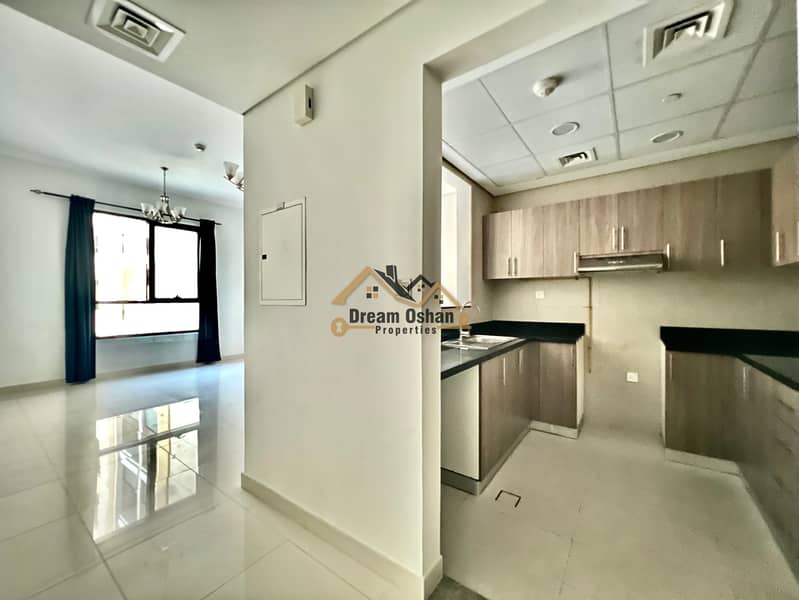 Luxury Layout 1BR/ Near Metro/ Gym,Pool,Parking | Bayut.com
