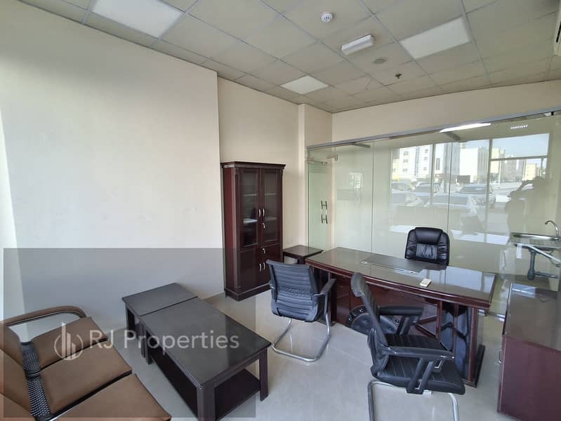 Prime location - busy Rood - School Zone - Family Area - Suitable for ...