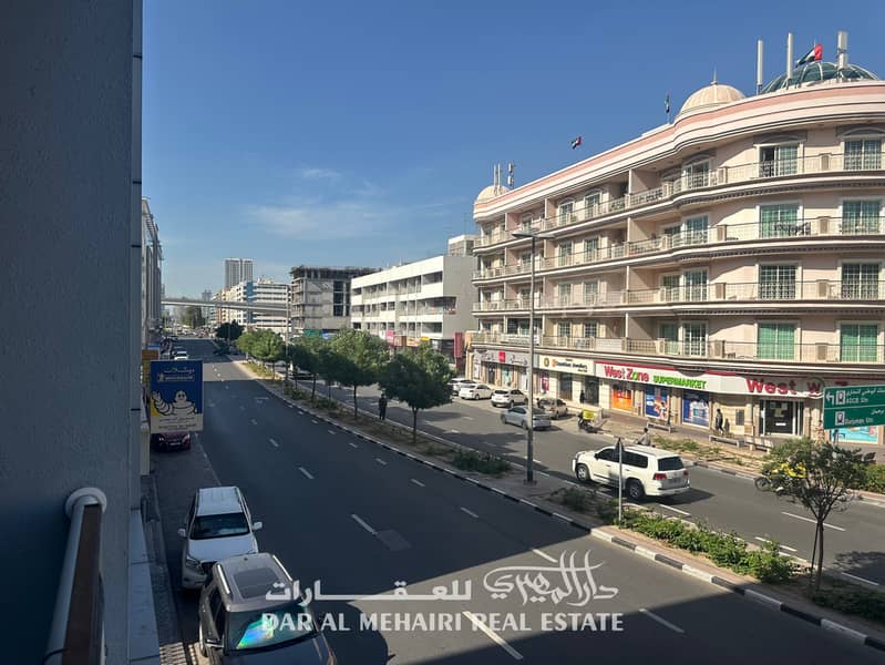 KARAMA PRIME LOCATION NEAR ADCB METRO 1 B/R FLAT AVAILABLE | Bayut.com