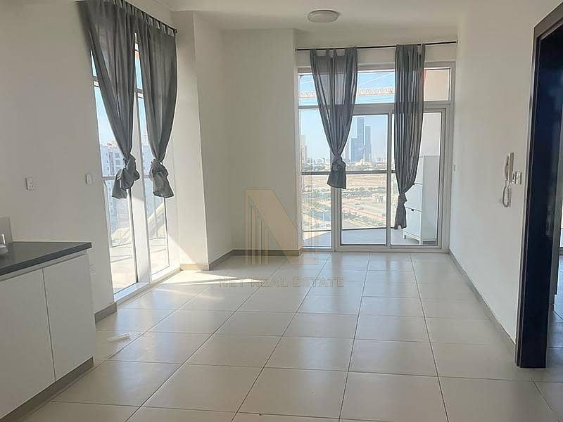 Mid Floor I Spacious Layout I City View | Bayut.com