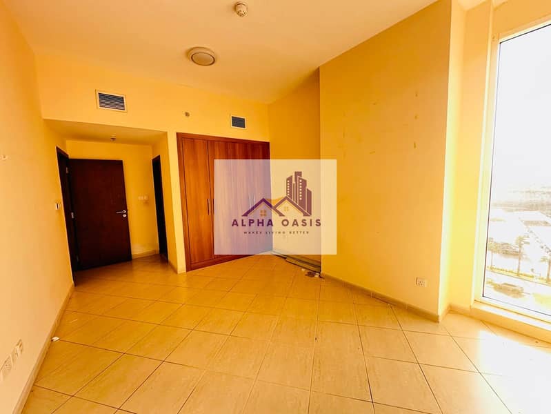 HUGE LAYOUT/ 2 BATH / PRIME LOCATION | Bayut.com
