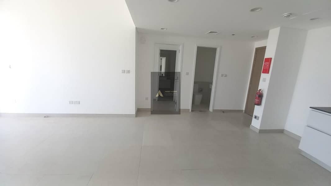 1 Bedroom Apartment | The Pulse Residence Icon | Balcony & Desert View ...