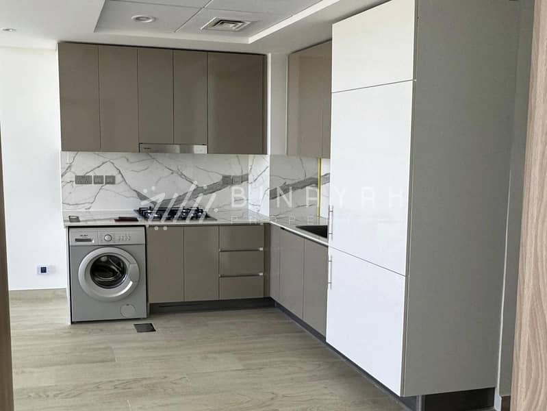 Brand New | Luxury 1BR l Pool & Burj khalifa view | Bayut.com